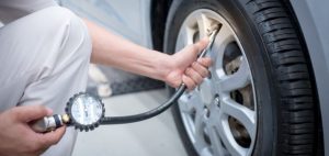 Conoce las causas del desgaste exterior de las llantas de auto