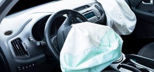 ¿Cómo verificar el funcionamiento de los airbags de tu auto?