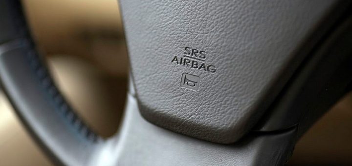 ¿Cómo verificar el funcionamiento de los airbags de tu auto?